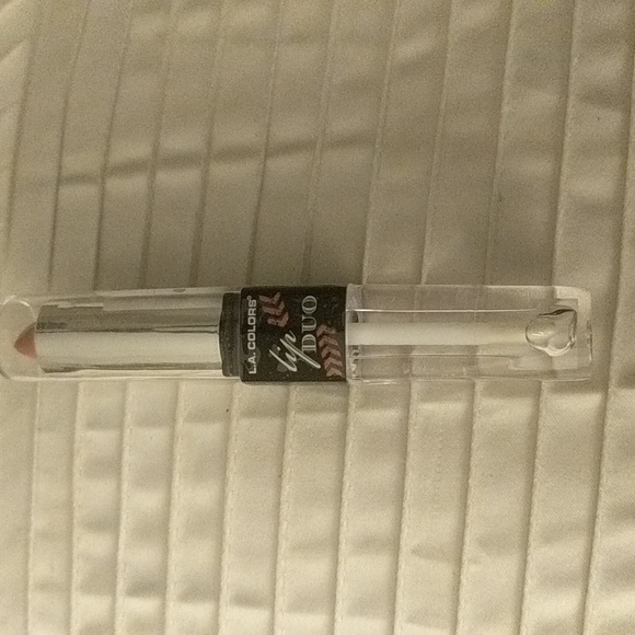 L.A. Colors | Makeup | Lip Duo Gloss Lipstick | Poshmark